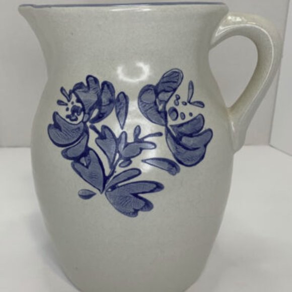 Pfaltzgraff | Kitchen | Pfaltzgraff Yorktowne Stoneware Jug Pitcher A6y ...